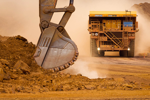 Worldâ€™s top iron ore shipper chops its outlook to 20% - The Gulf Time ...