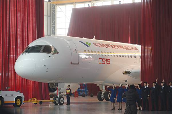 Chinaâ€™s COMAC lands new plane orders - The Gulf Time Newspaper