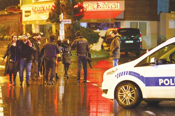 Grim selfie video â€˜showsâ€™ suspect in Turkey killings - The Gulf ...