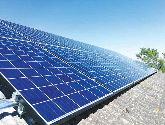 Chinese solar giants boost output, chase growth plans – The Gulf Time ...