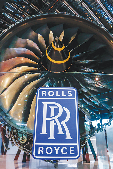Rolls-Royce faces latest engine headache with A350 blade cracks - The ...